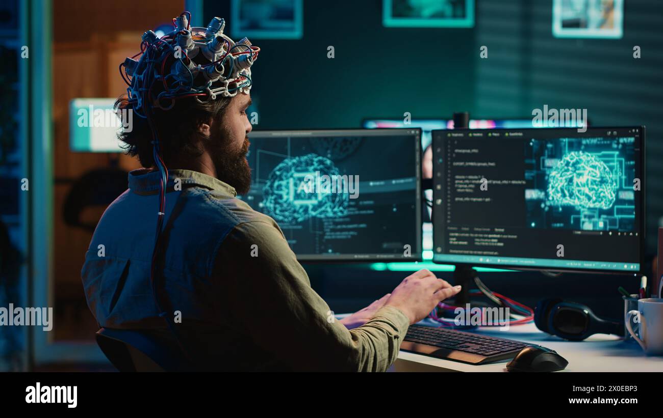 Cognitive neuroscientist hi-res stock photography and images - Alamy