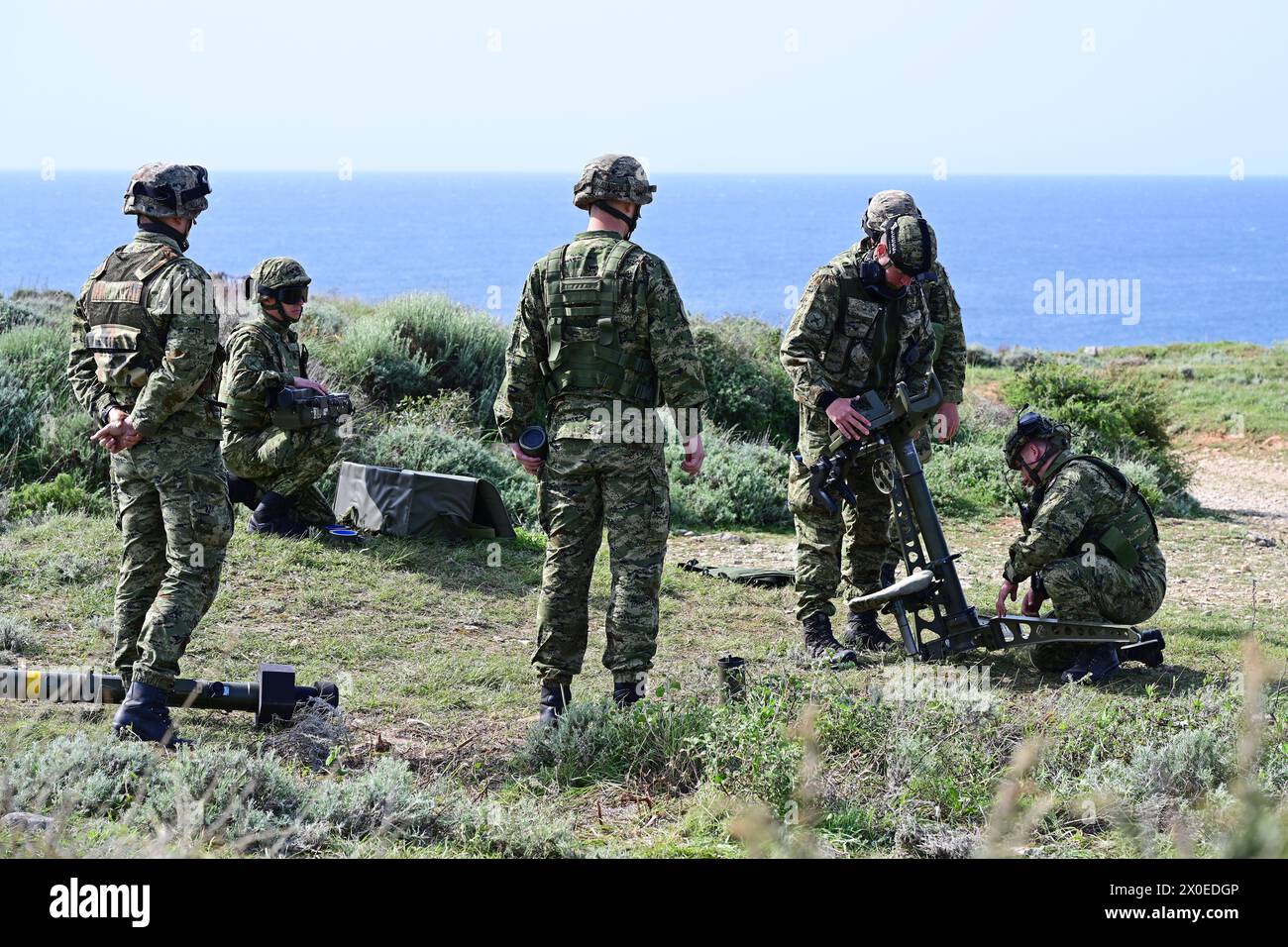 Croatian Army soldiers, prepare to fire an Trasportable lightweight ...