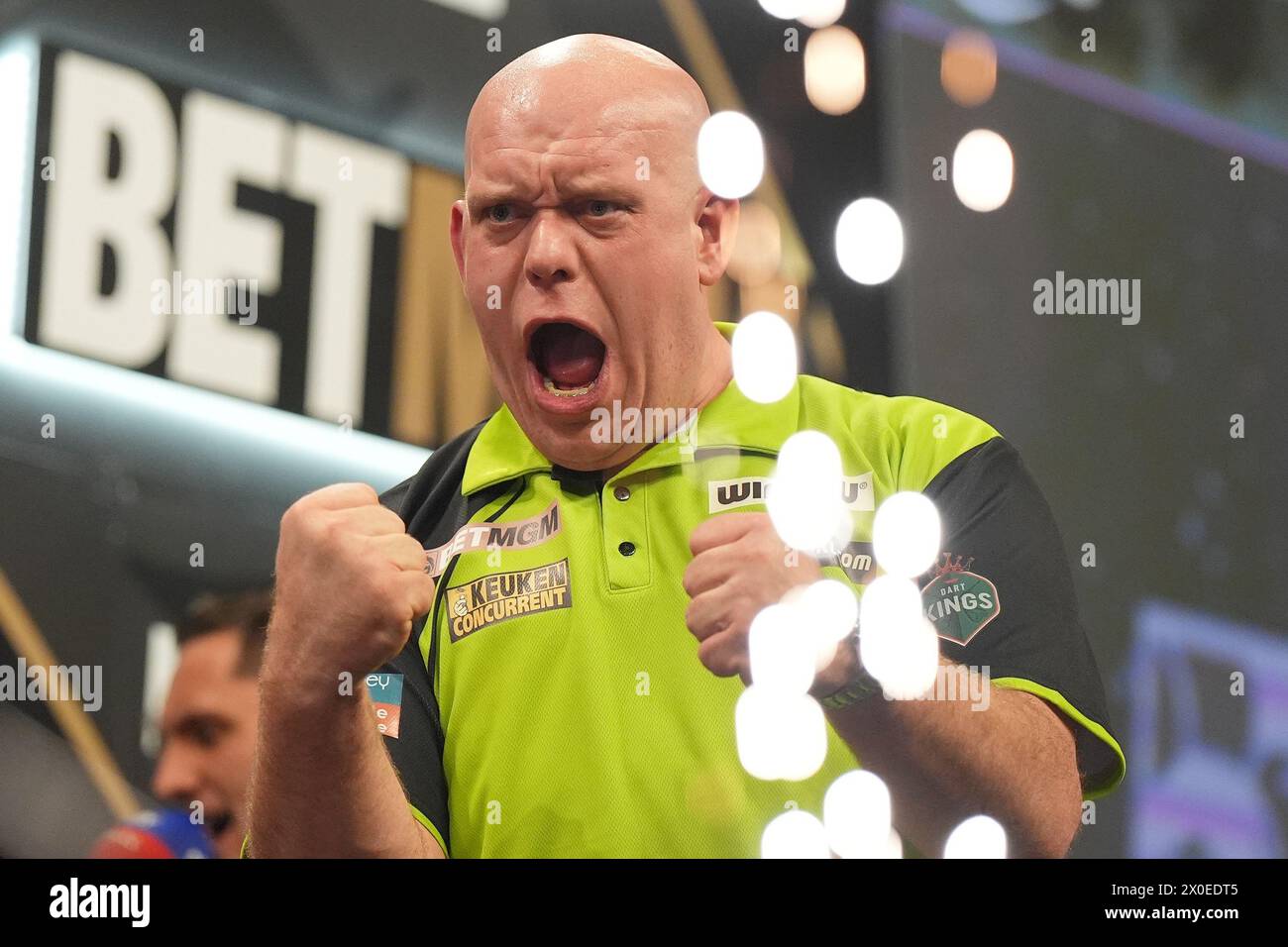 Michael van Gerwen celebrates victory against Luke Littler (not ...