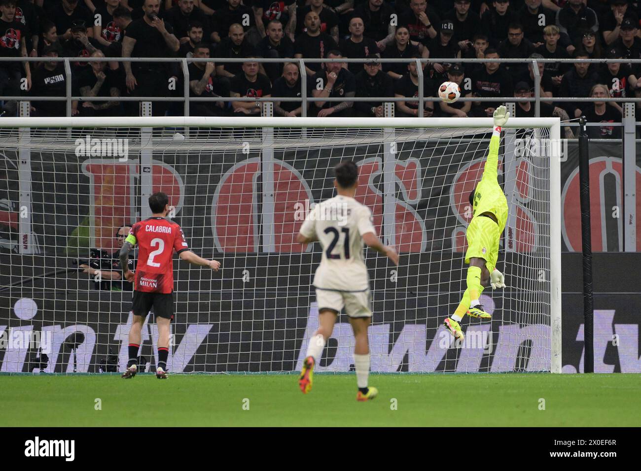 Shot over crossbar hi-res stock photography and images - Alamy