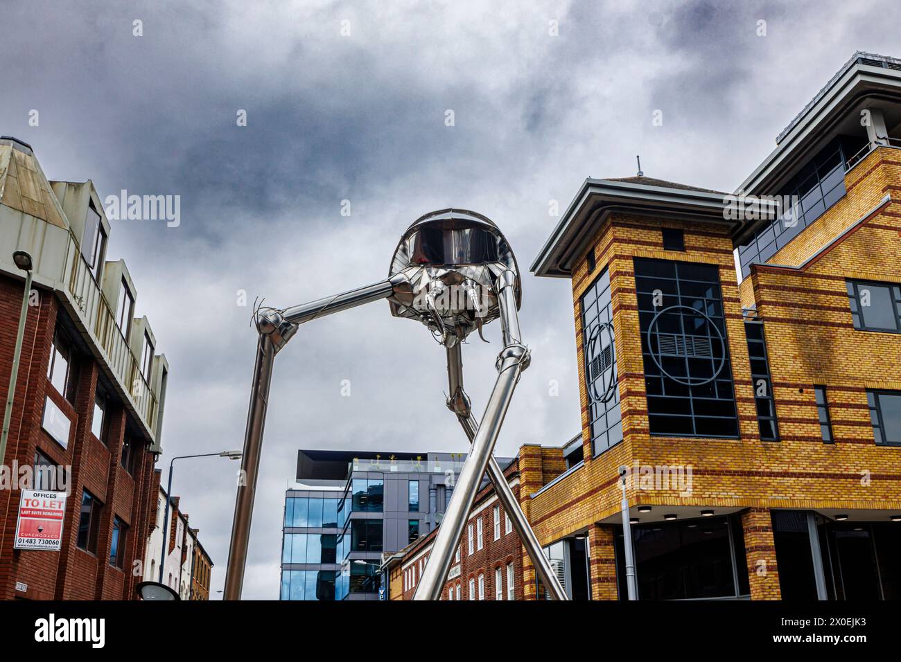 War of the worlds martian sculpture hi-res stock photography and images ...