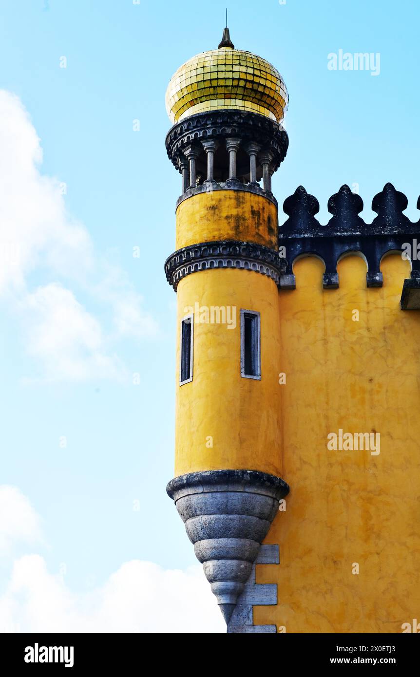 Architectural detail of Palacio da Pena castelo da Pena, Sintra ...
