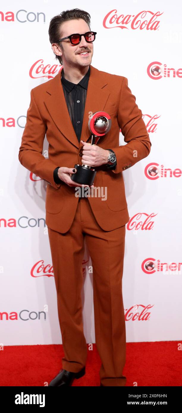 Las Vegas, Nevada, USA. 11th Apr, 2024. DAN STEVENS arrives on the red ...