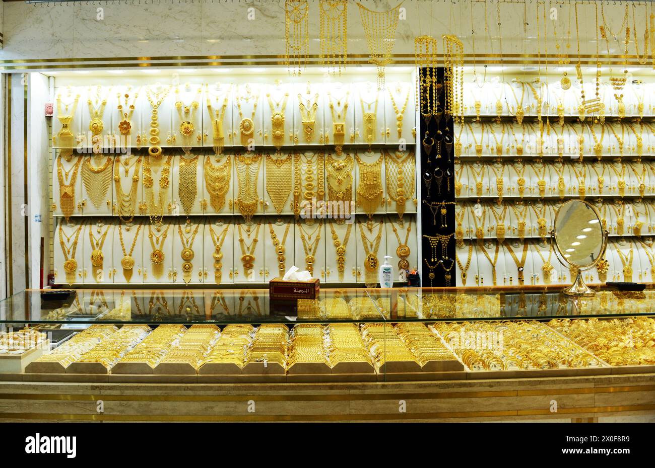 Gold shops at the Gold Souk in Deira, Dubai, UAE Stock Photo - Alamy