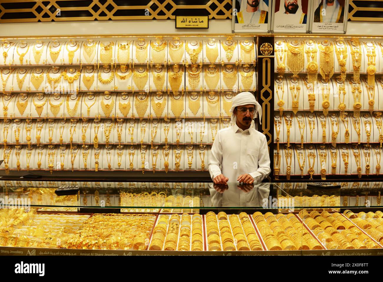 Gold shops at the Gold Souk in Deira, Dubai, UAE Stock Photo - Alamy