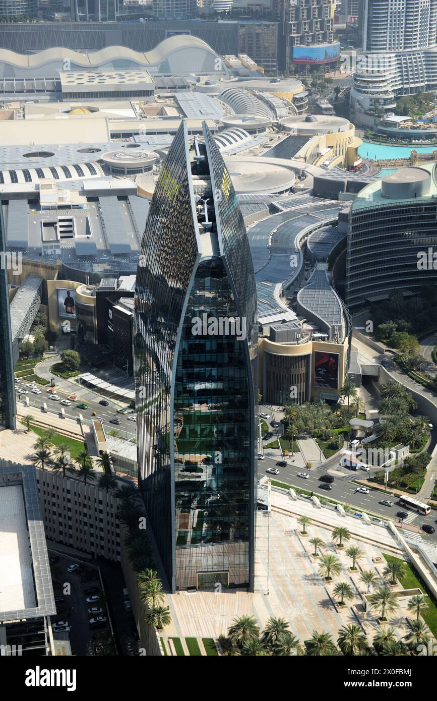 Aerial view of the Boulevard Plaza building and the Dubai behind it ...