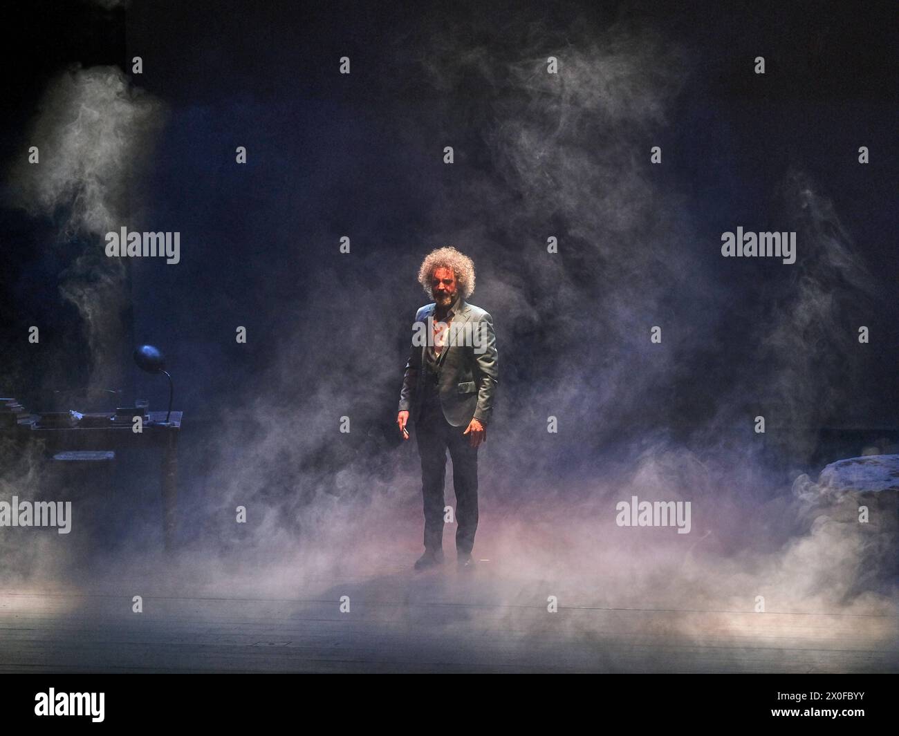 Italian artist Musical - SIMONE CRISTICCHI - PARADISO: DALLE TENEBRE ...