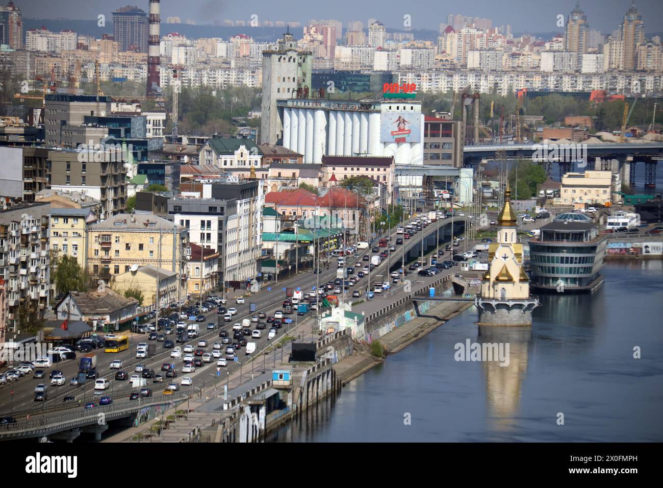 Non Exclusive: KYIV, UKRAINE - APRIL 11, 2024 - The view of the Dnipro ...