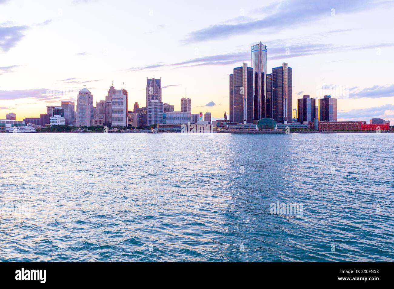 The Detroit city skyline, including the Renaissance Center, seen from ...