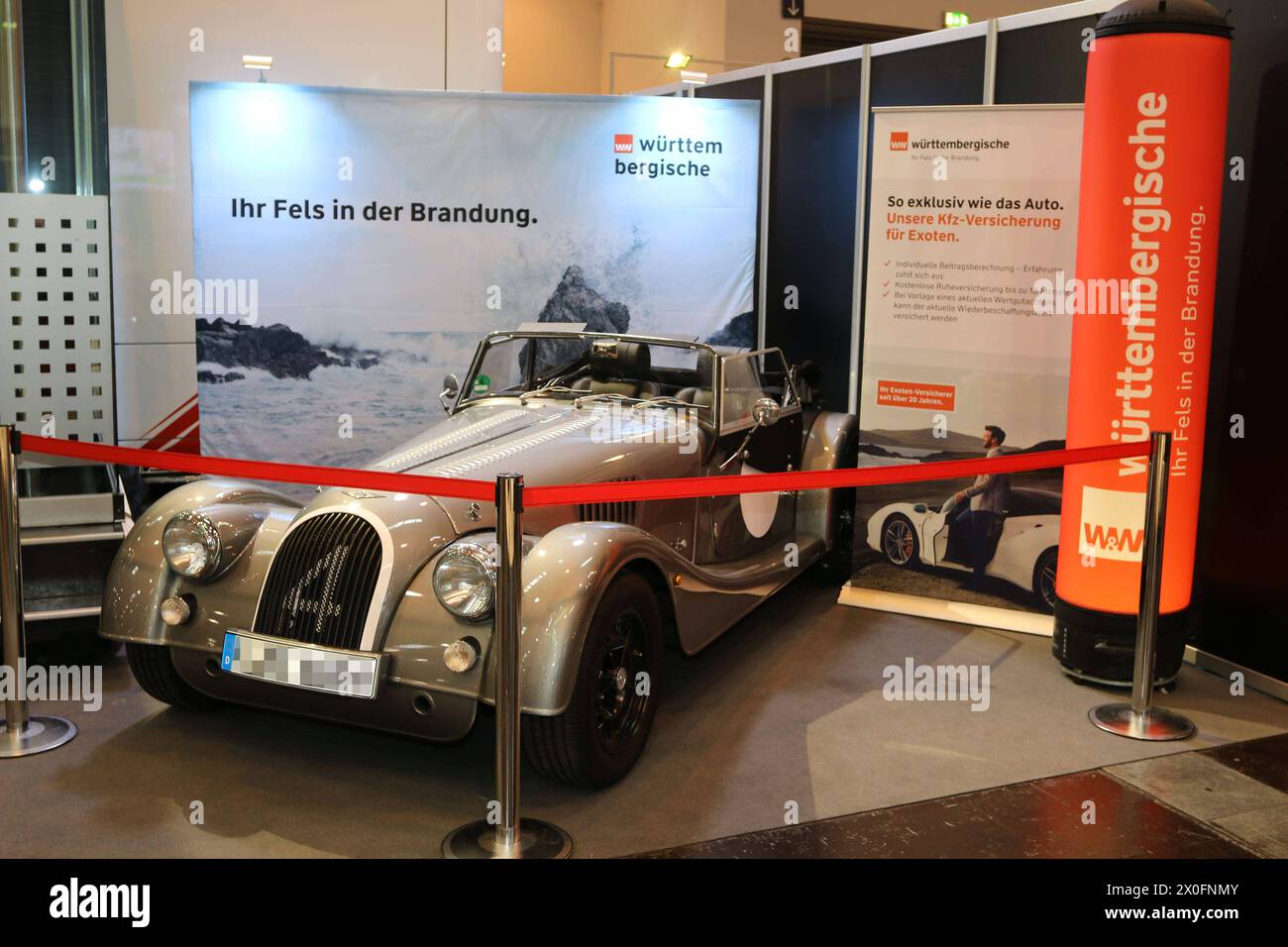 Elegantes Kfz Versicherung Wurttembergische Fotos