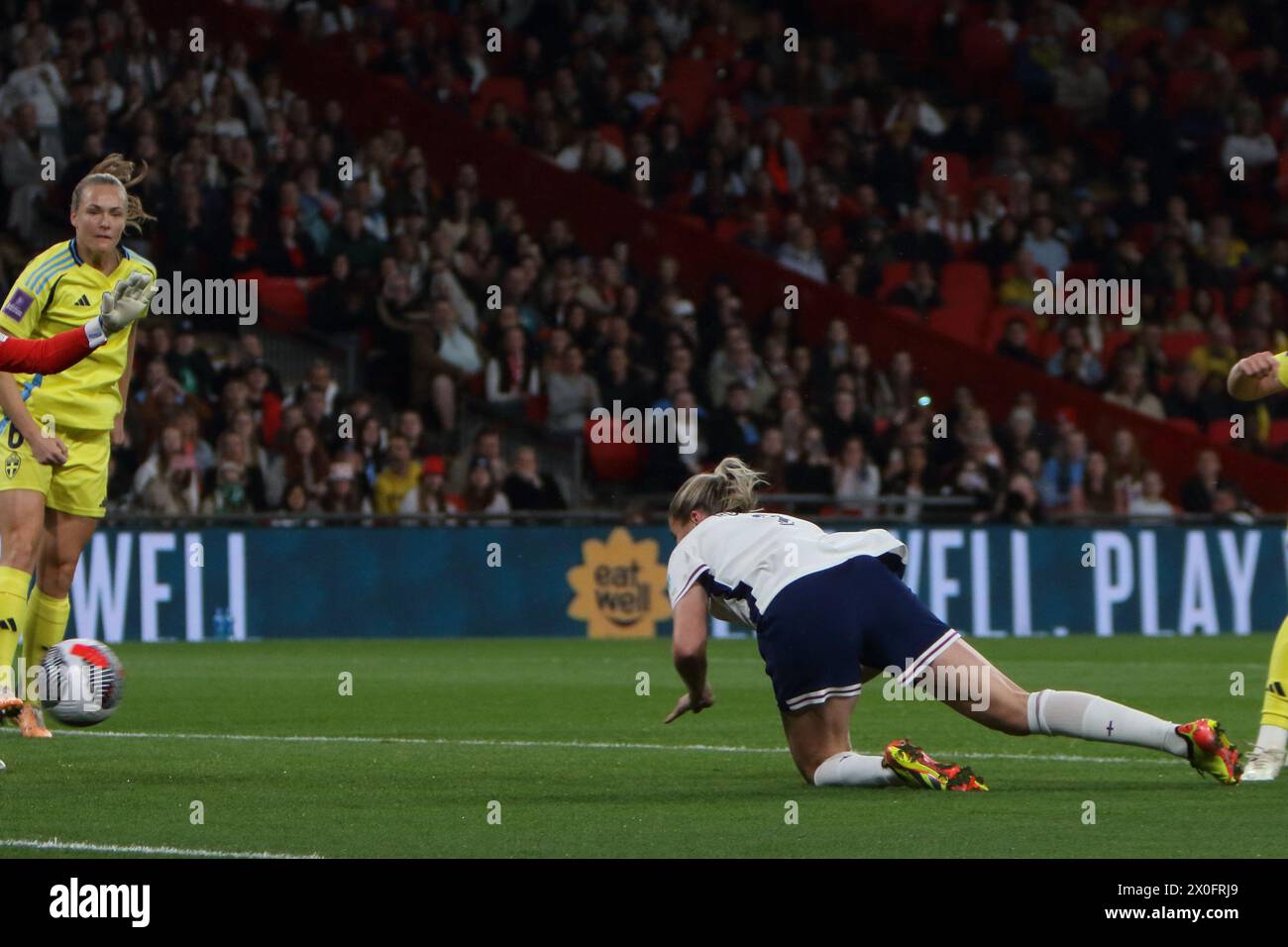 Alessia Russo scores with header England v Sweden UEFA Women's Euro ...