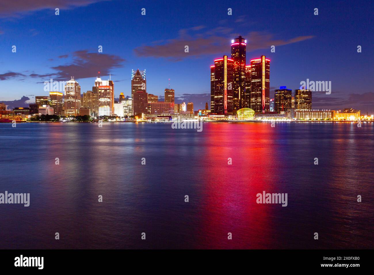 Neon skyline american cities hi-res stock photography and images - Alamy
