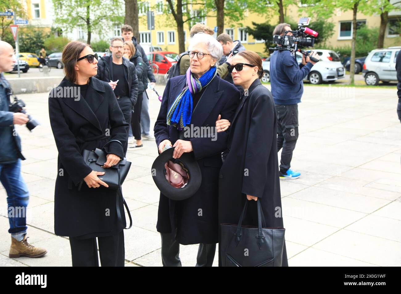 Sarah Lena Herzsprung, Bernd Herzsprung und Hannah Herzsprung bei der ...