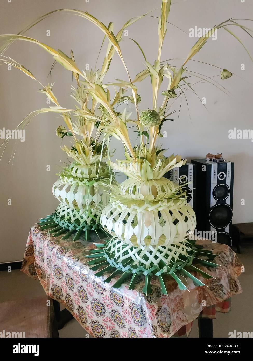 Traditional coconut leaves decoration(gokkola Arts) handmade ...