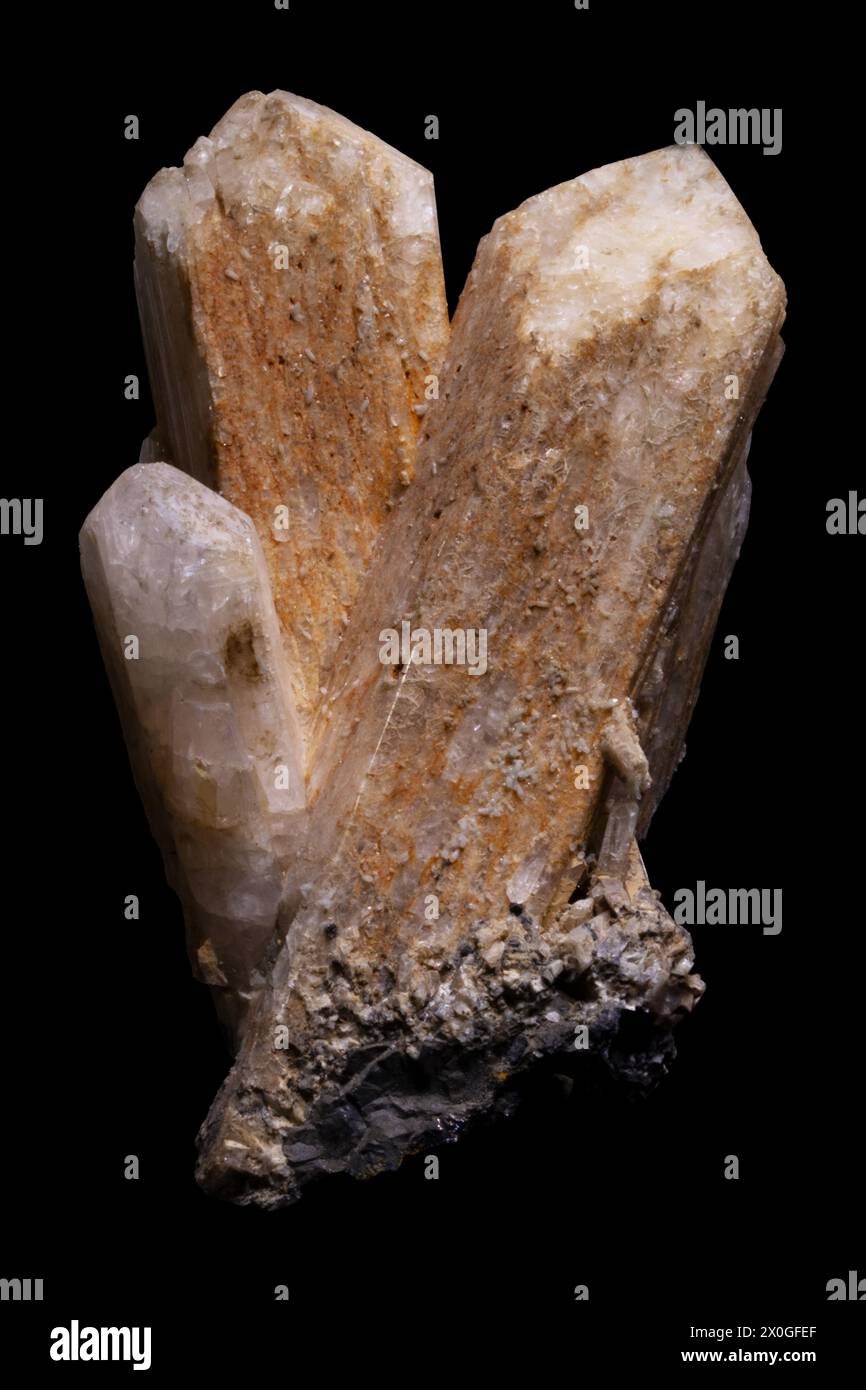 Coral quartz hi-res stock photography and images - Alamy