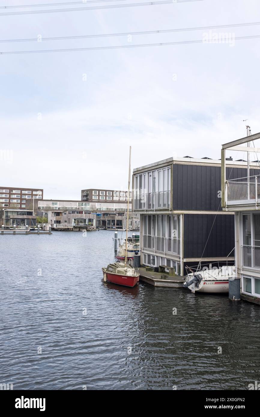 Floating houses in ijburg amsterdam hi-res stock photography and images ...