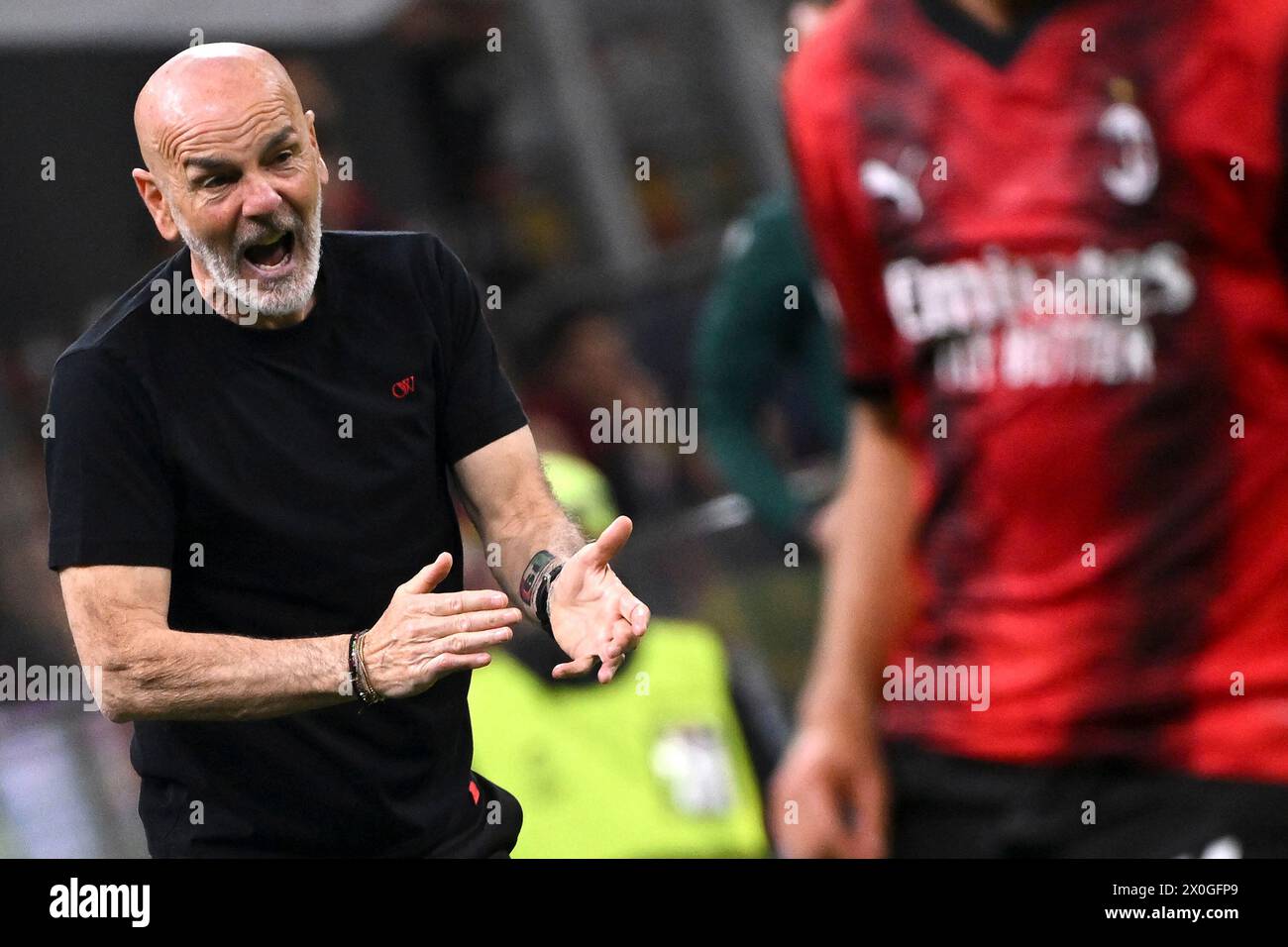 Stefano Pioli head coach of AC Milan reacts during the Europa League ...