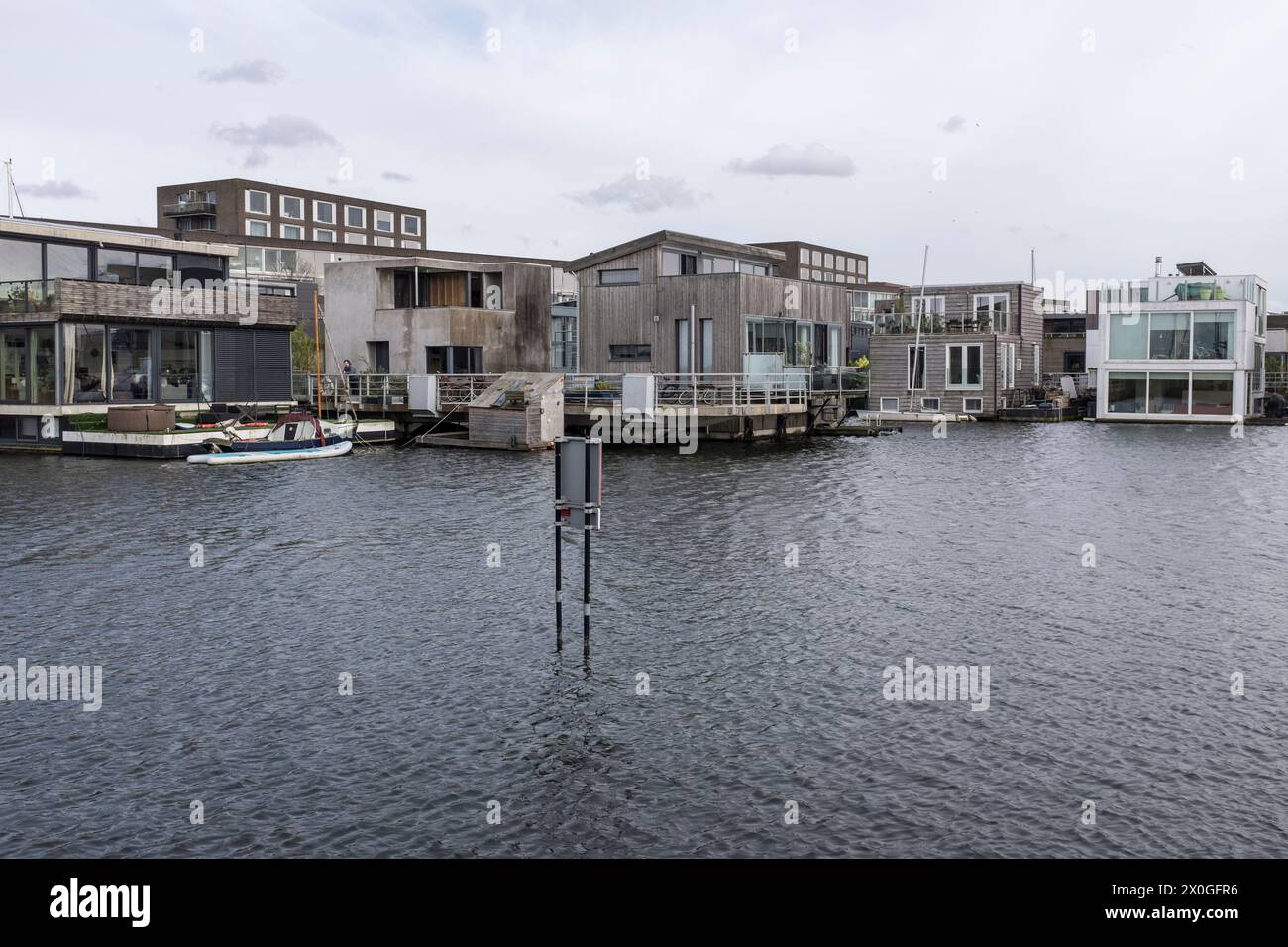 Floating houses in ijburg amsterdam hi-res stock photography and images ...