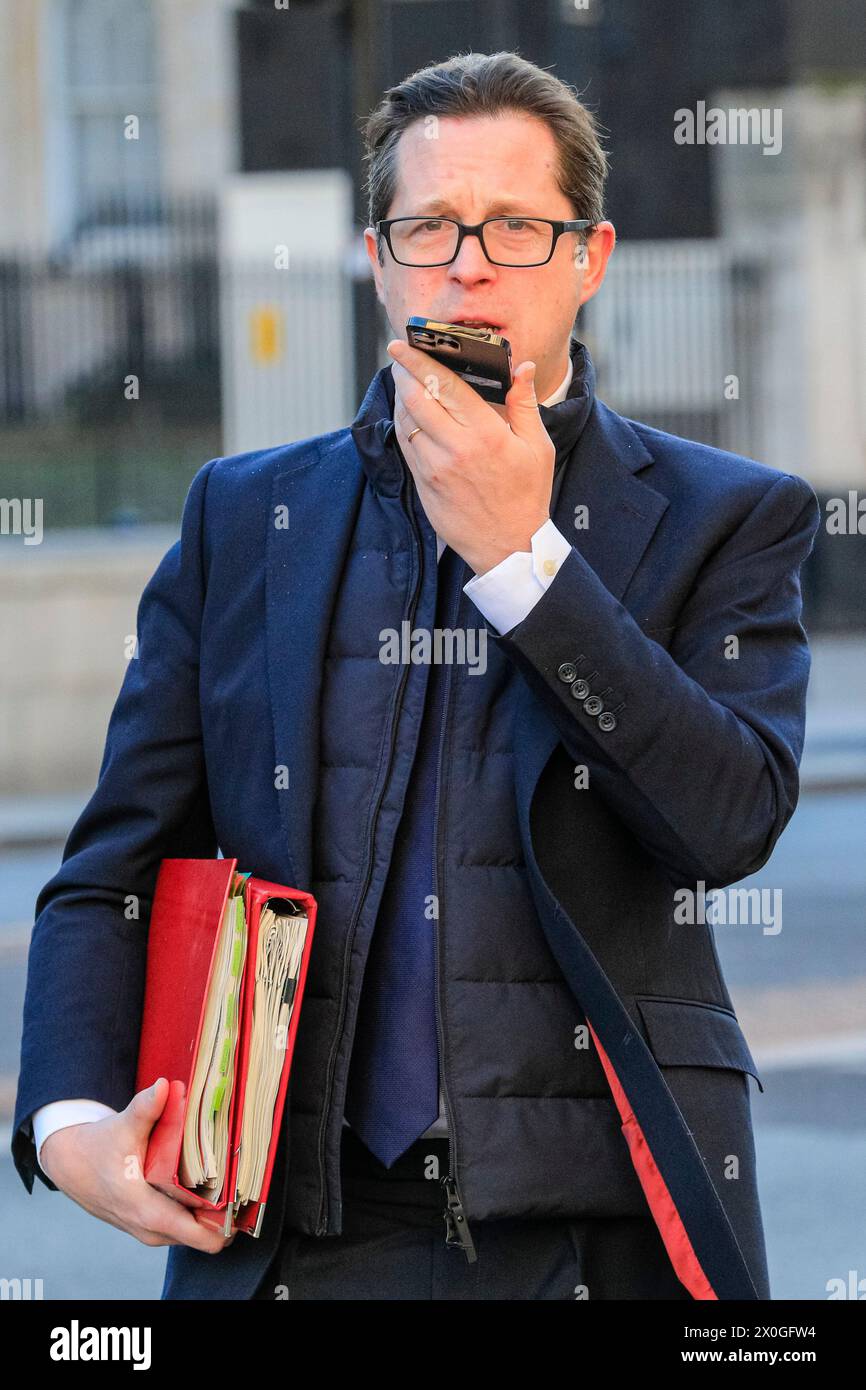 Alex Burghart, MP, British politician, Conservative Party ...