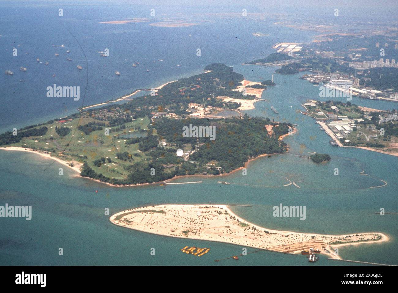 Tekong hi-res stock photography and images - Alamy