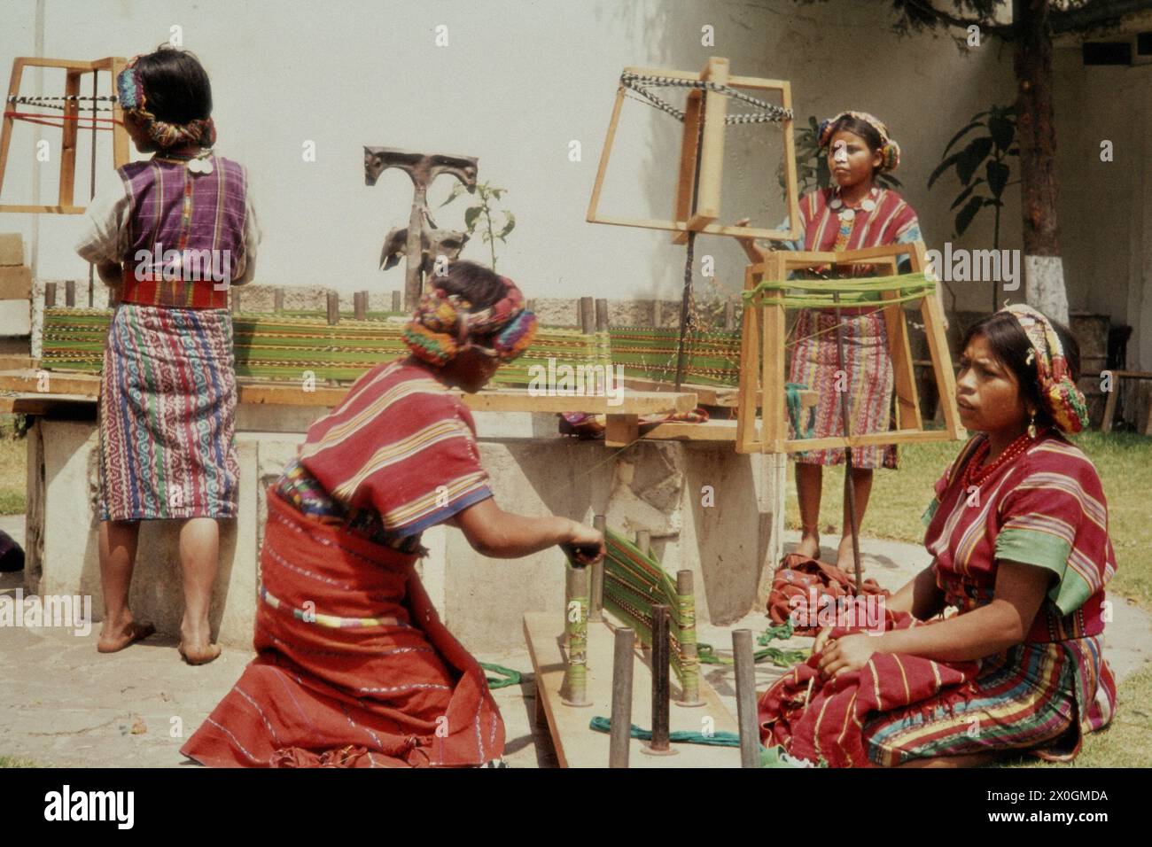 Women working 1970s hi-res stock photography and images - Alamy