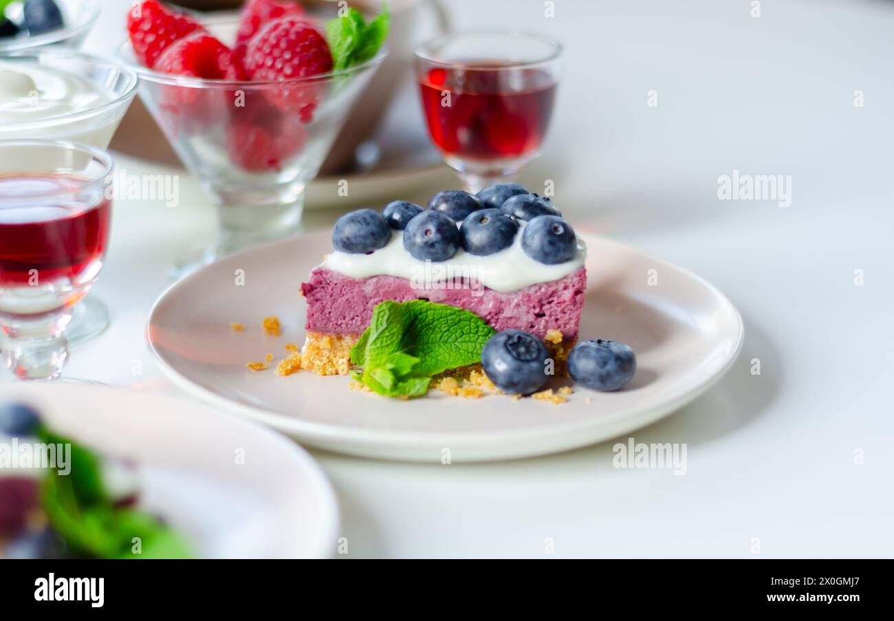 The baked vanilla and berries flavour cheesecake swirled with blueberry ...