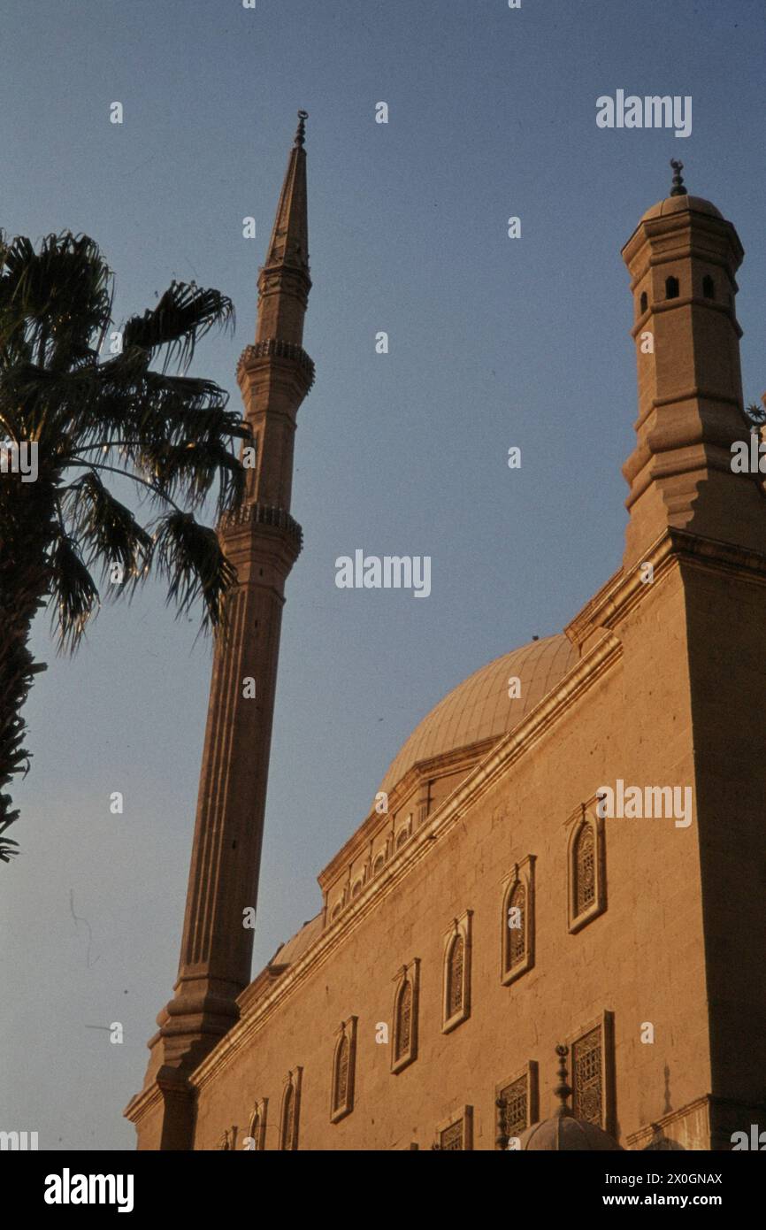 View of the southern front and the minaret of the Mohammed Ali Mosque ...