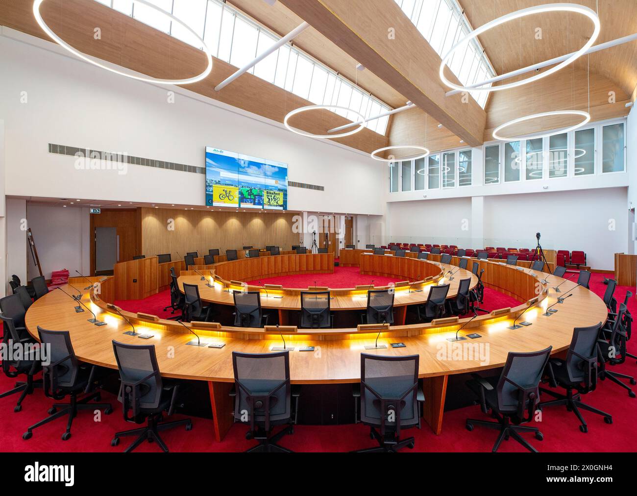 Council chamber room hi-res stock photography and images - Alamy