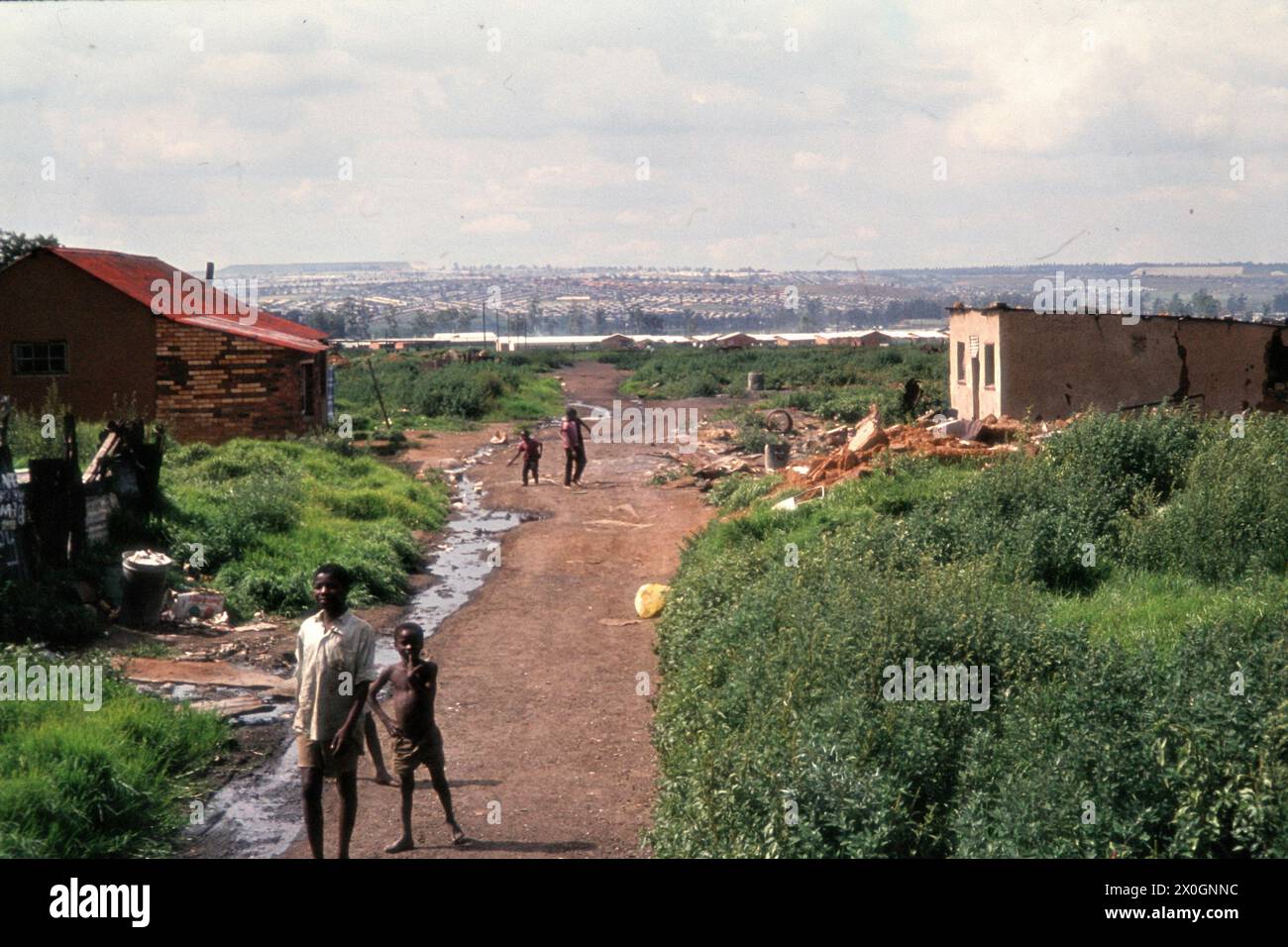 Children on a street in the Bantu town of Soweto outside Johannesburg ...