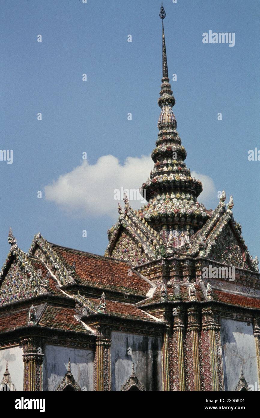 Darma temple hi-res stock photography and images - Alamy