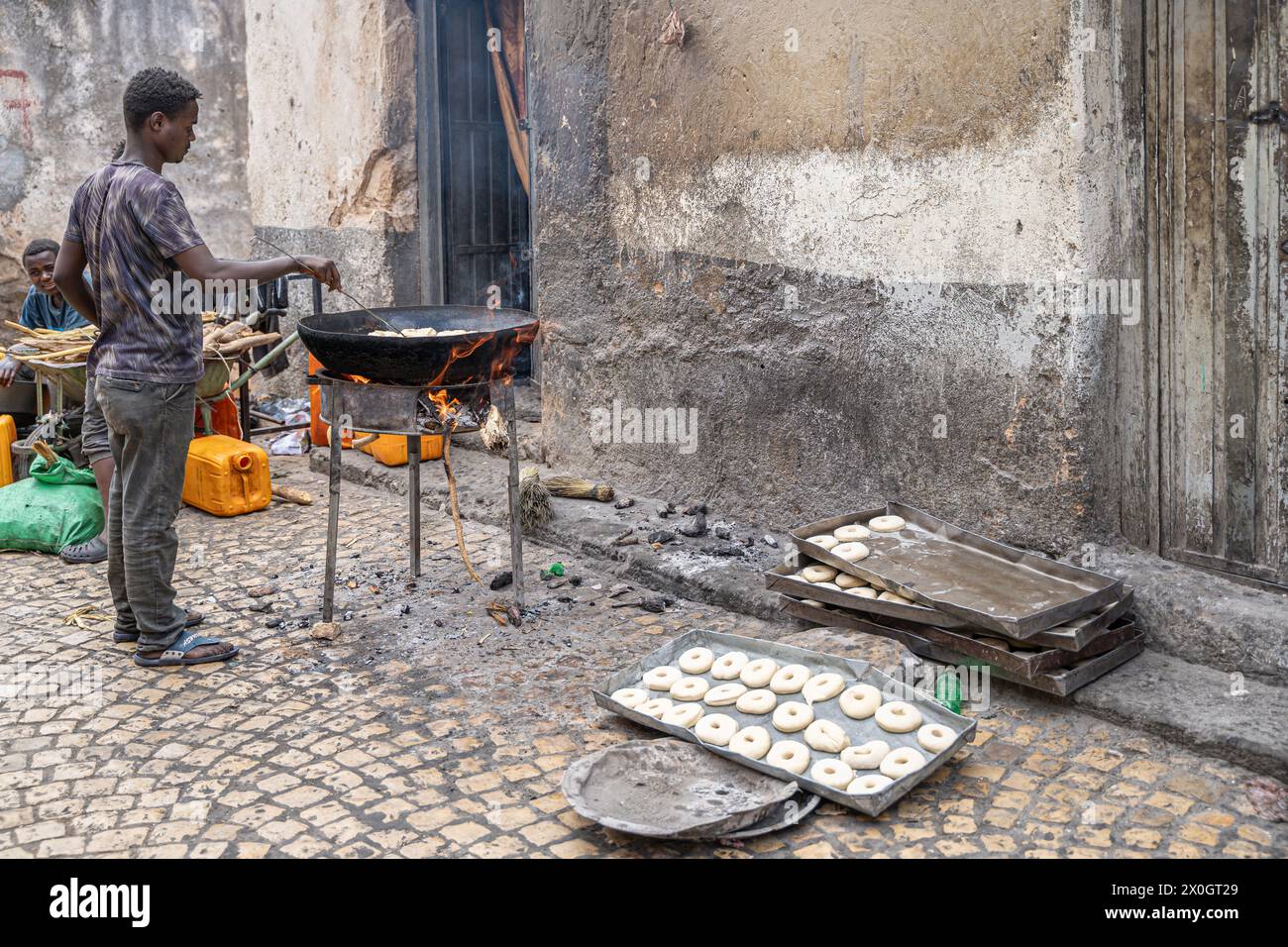 Ethiopian street market hi-res stock photography and images - Alamy