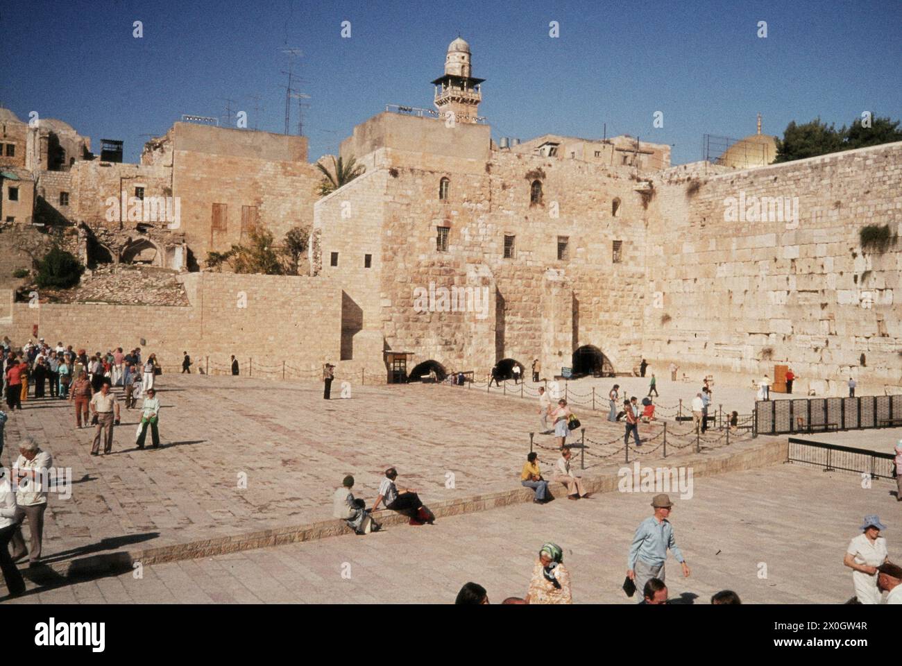 People in the square in front of the Wailing Wall (Western Wall) in ...
