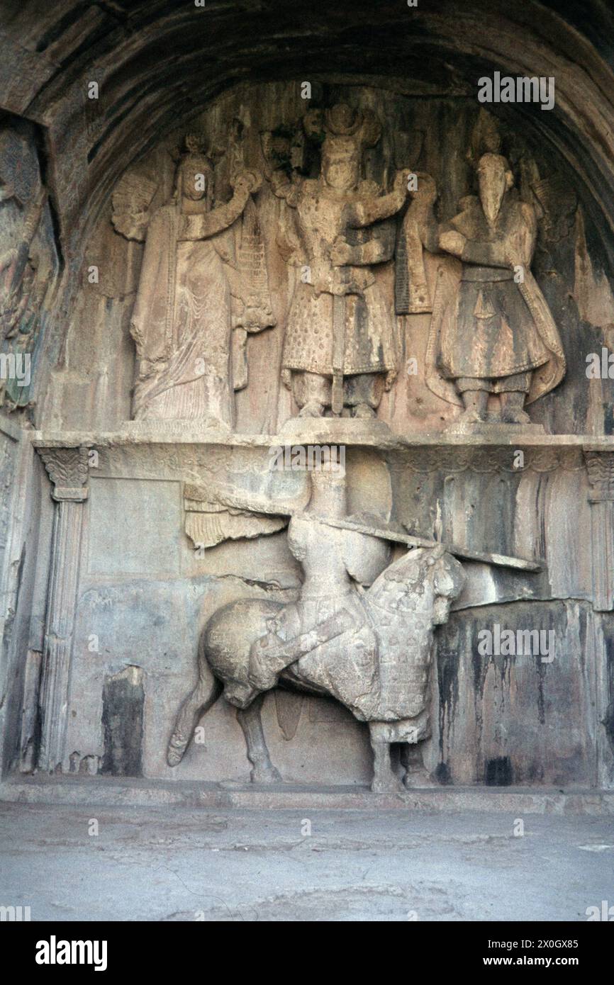 The deities Hormuzd and Anahita at the funeral of Khosru II. (590-628 A ...