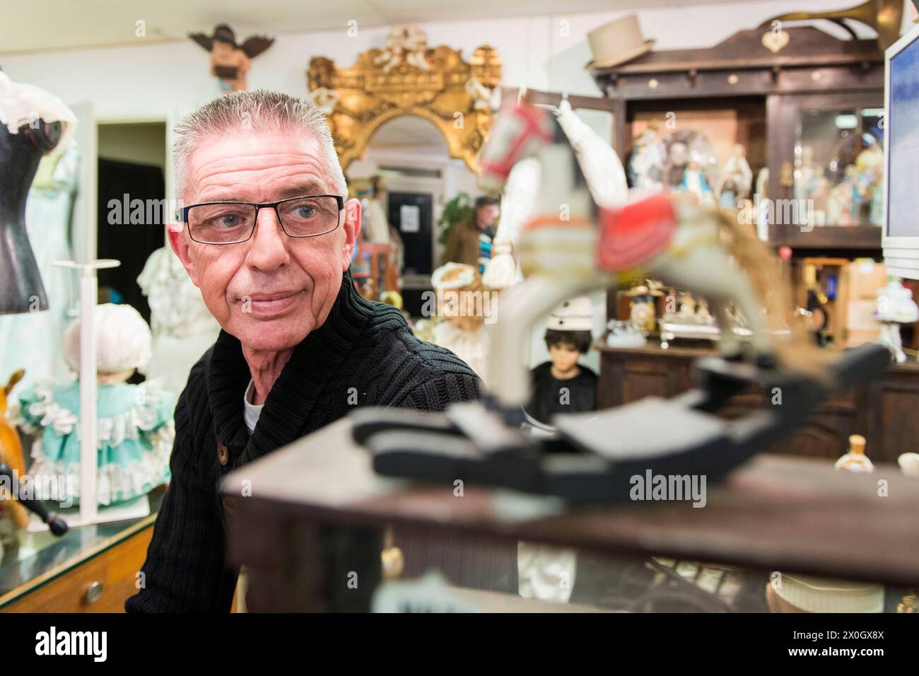 Portrait Vintage Shop Owner Mature adult, vintage and brokante shop ...