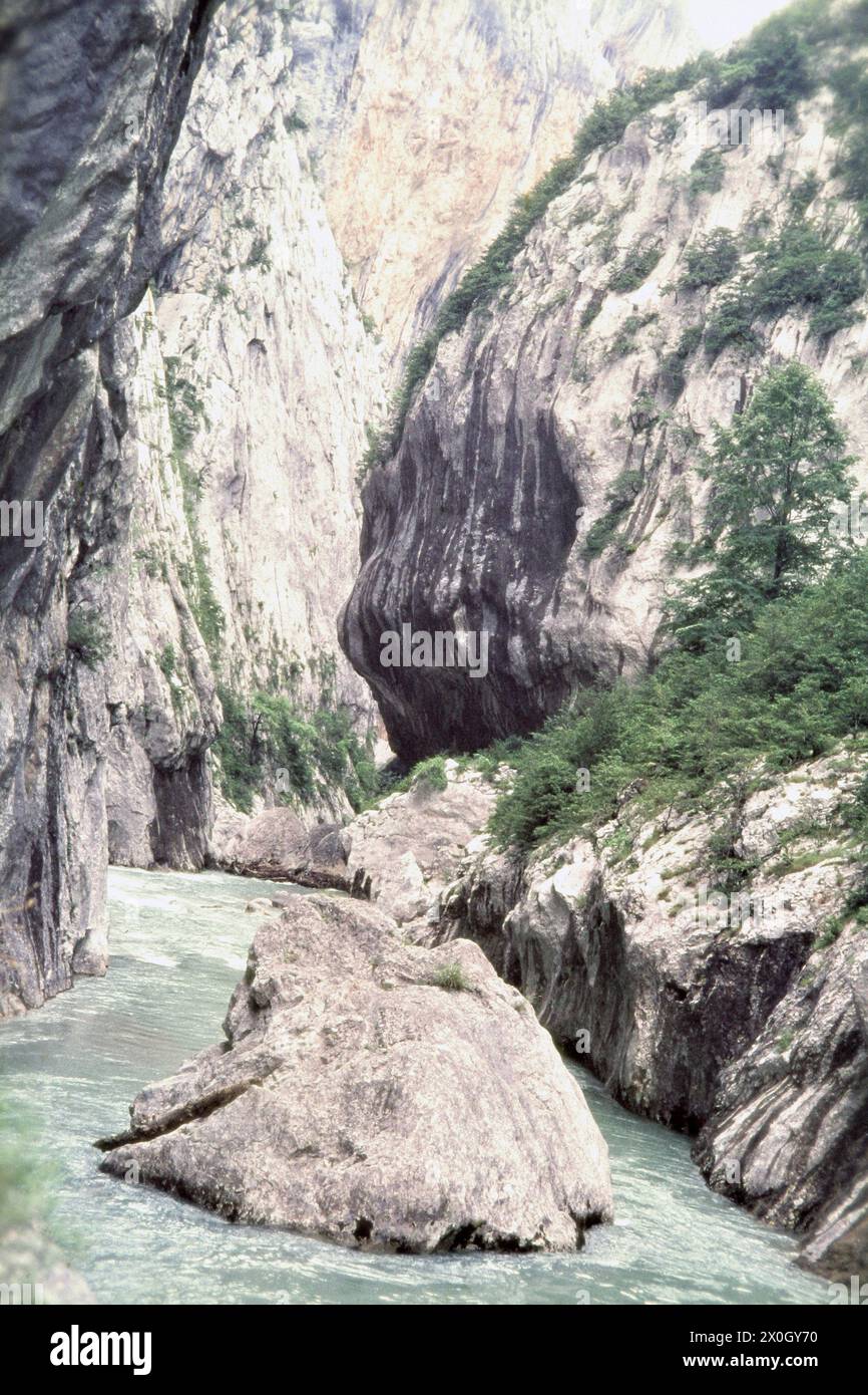 The Samson Corridor in the Verdon Gorge. [automated translation] Stock ...