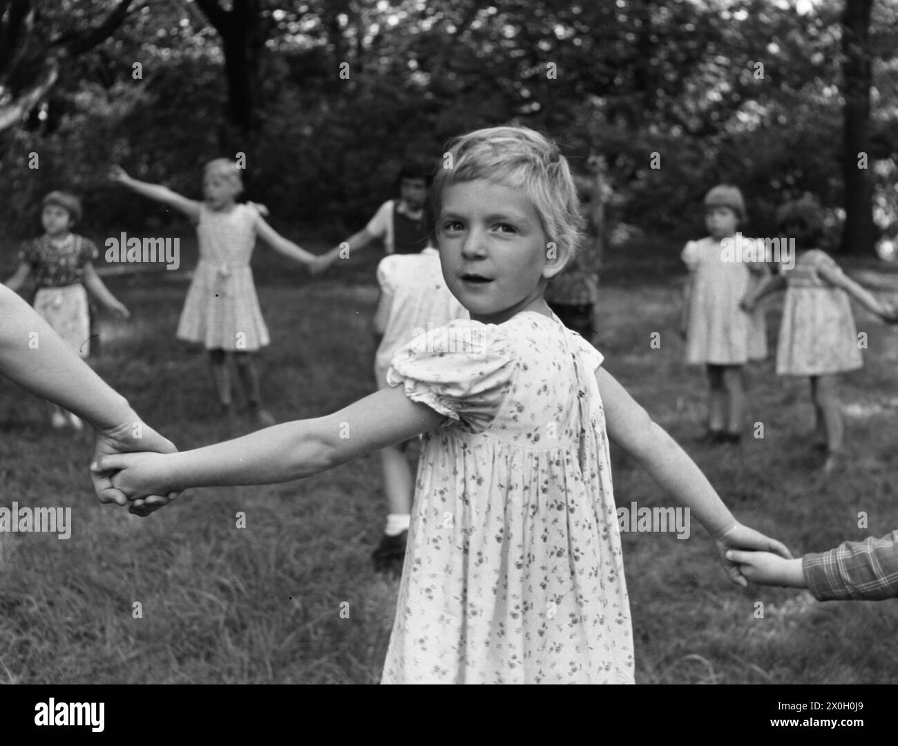 Children relax at the city recreation center. The picture shows them ...
