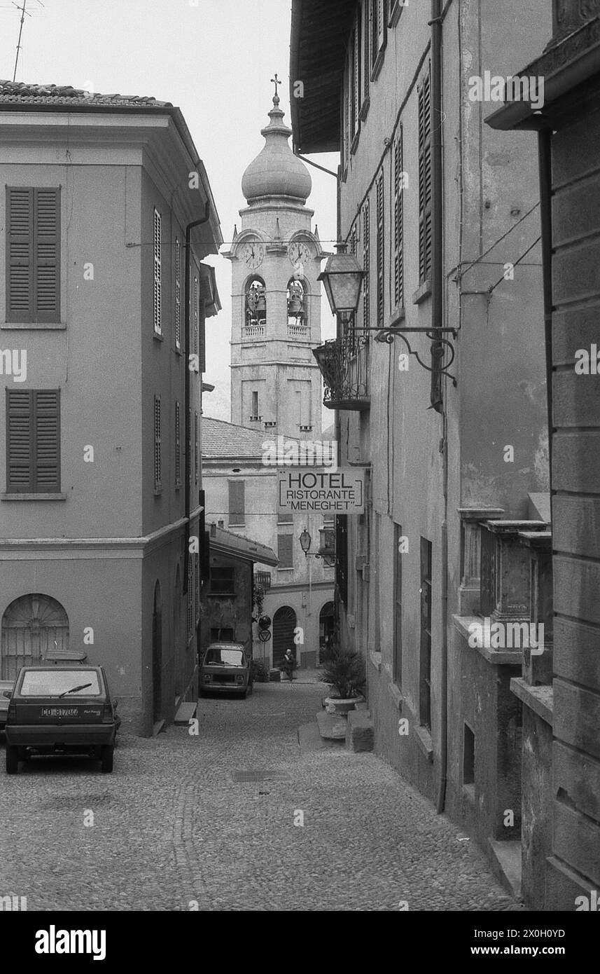 Hotel on lake como Black and White Stock Photos & Images - Alamy