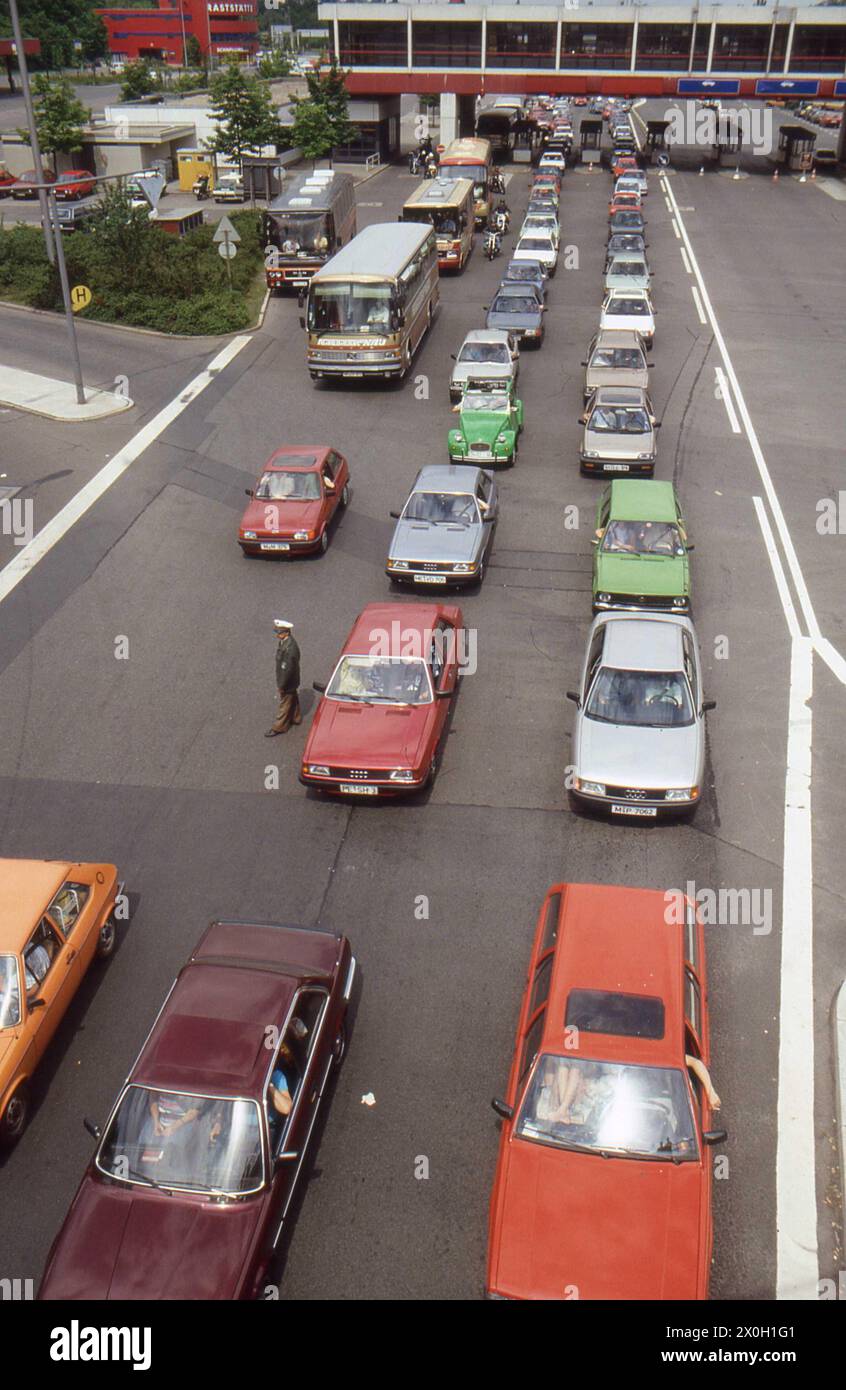 West berlin 1985 hi-res stock photography and images - Alamy