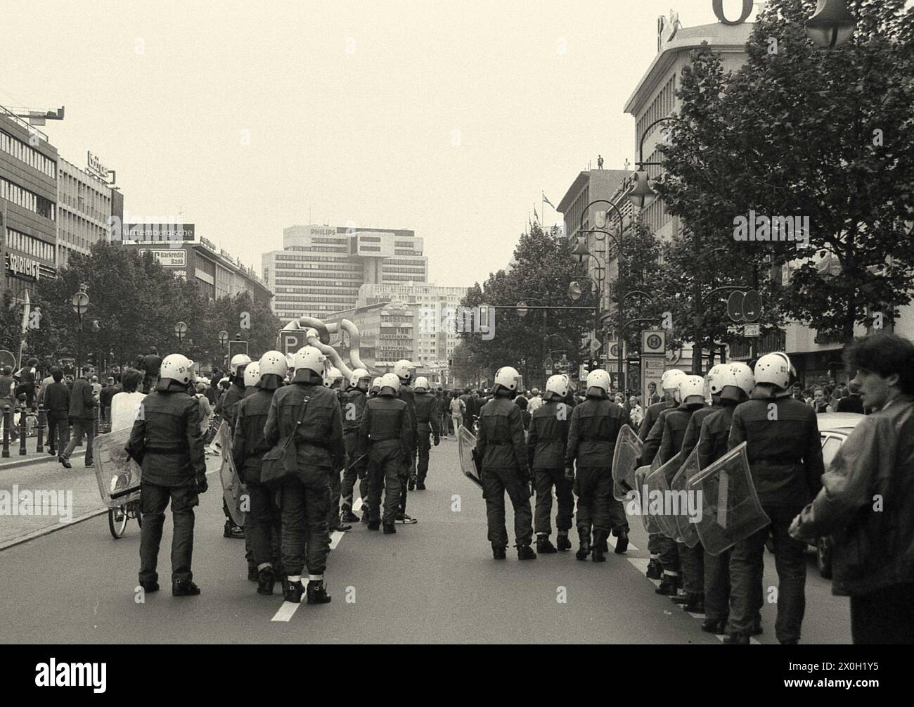 Police officers waiting their deployment at a demonstration in Berlin ...