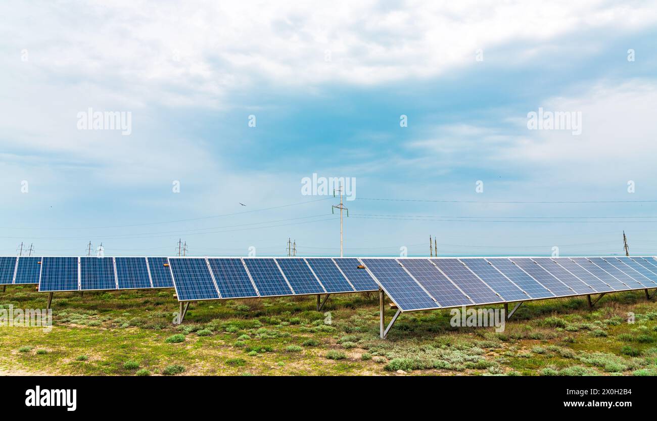 Solar panel ocean hi-res stock photography and images - Alamy