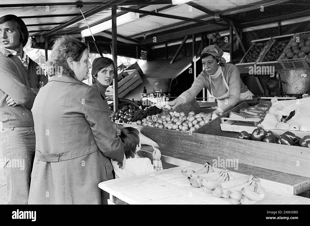 70s food Black and White Stock Photos & Images - Alamy