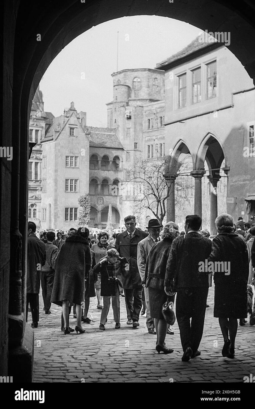 Heidelberg castle gate tower Black and White Stock Photos & Images - Alamy