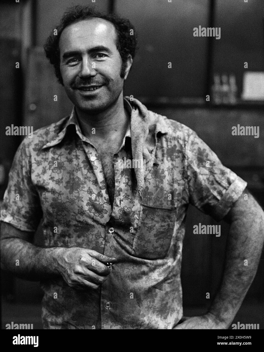 Mercedes benz lunch break hi-res stock photography and images - Alamy