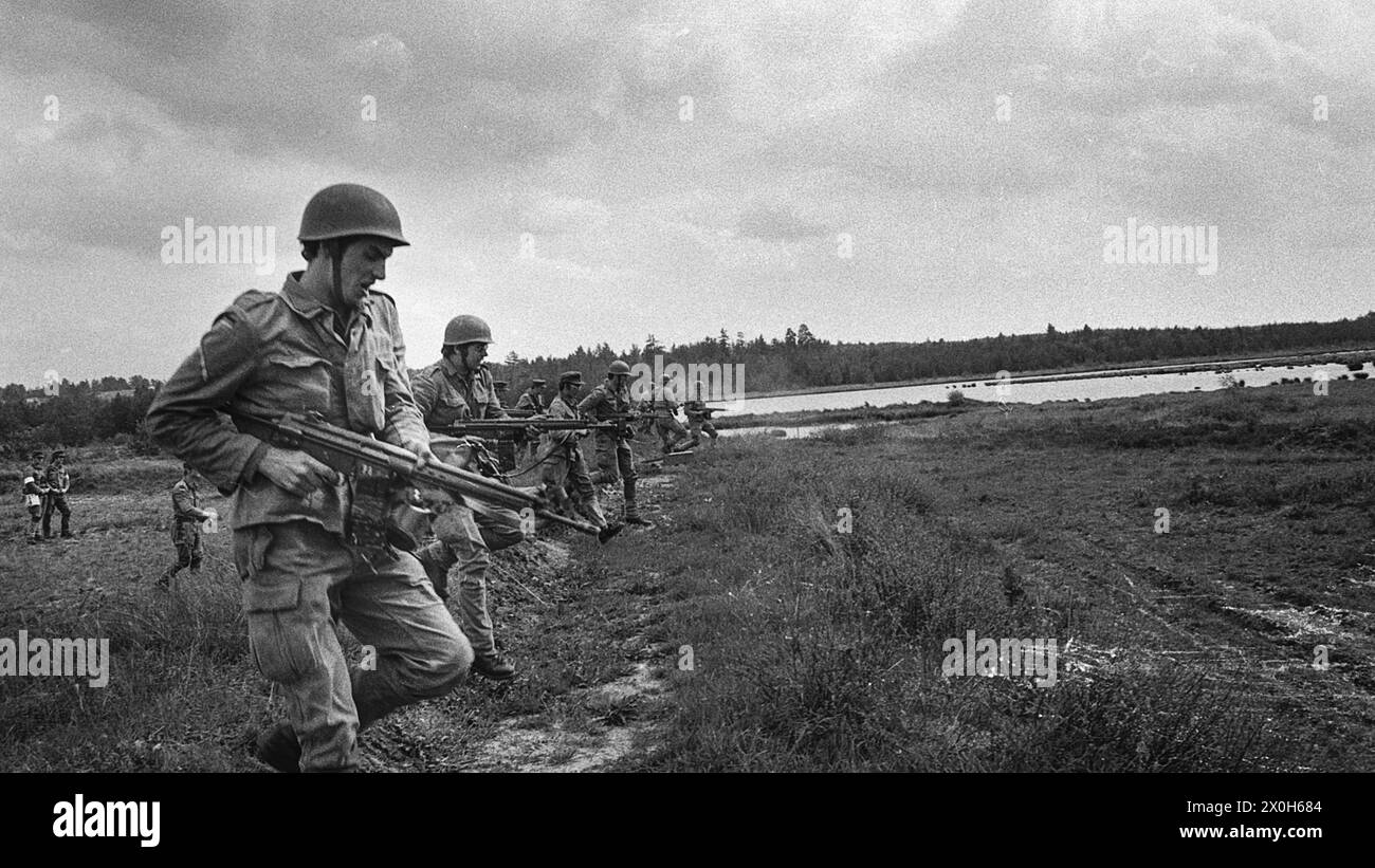 Troop exercise: The group during the exercise attack. [automated ...