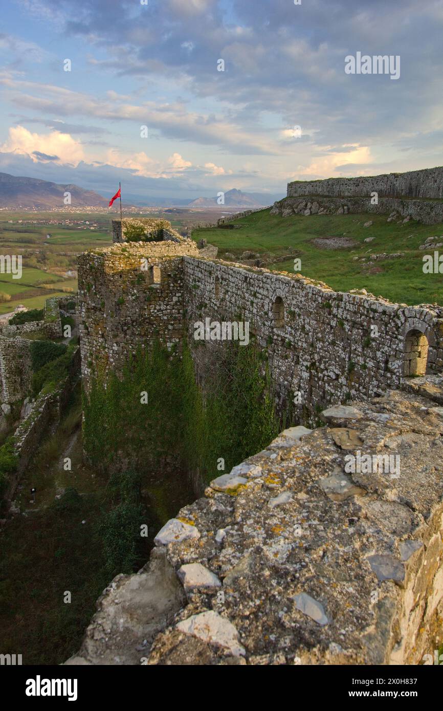 Rozafa, Kalaja e Rozafës, Shkoder Castle in Albania Stock Photo - Alamy