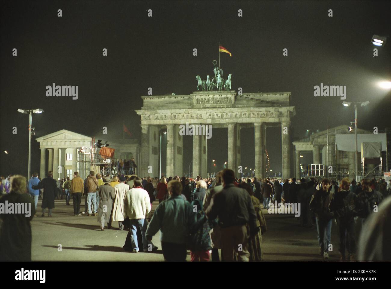 Crowd on the square in front of the Brandenburg Gate on the first ...