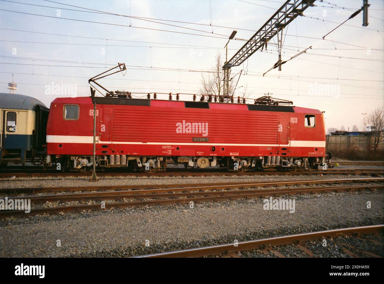 The special trains, for example pulled by a type 143 locomotive, gather ...