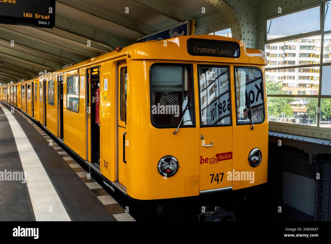 Pendler europa bahn hi-res stock photography and images - Alamy
