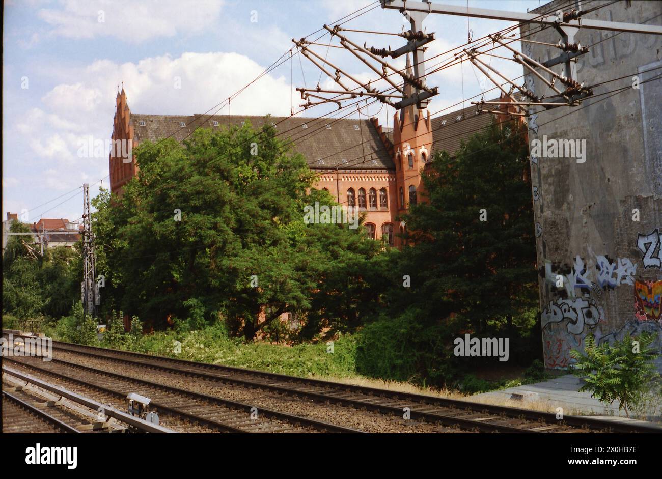 Light rail at Savignyplatz [automated translation] Stock Photo - Alamy