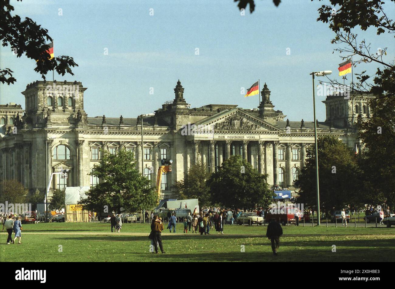 After the celebrations on the night of October 2 to 3, 1990, people are ...